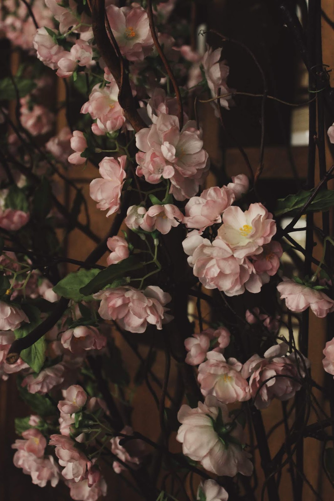 TABLE8 - HOTEL MULIA, SENAYAN