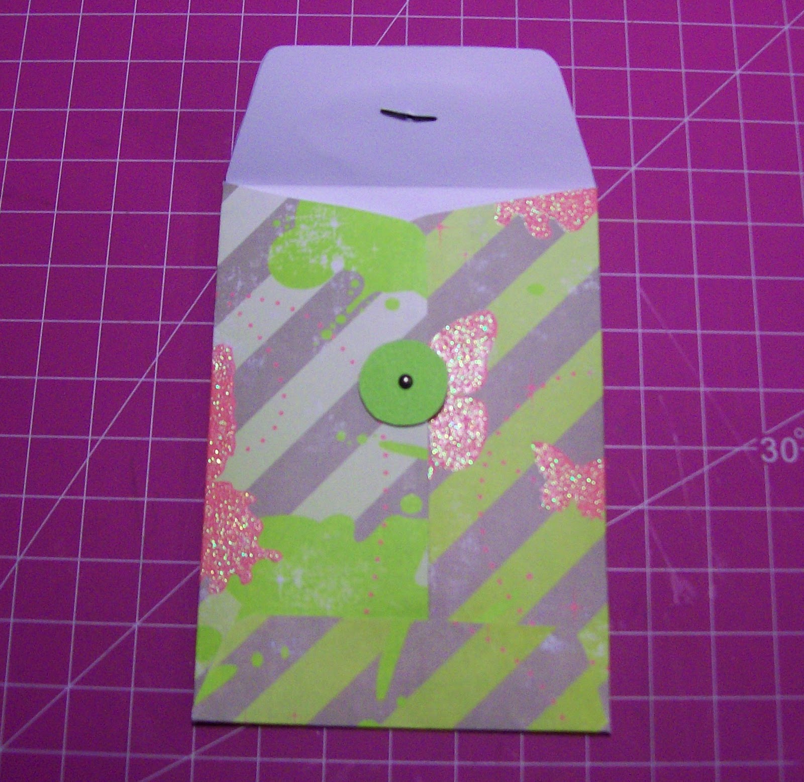 A Crafty Island Girl: DIY: String Tie Envelopes