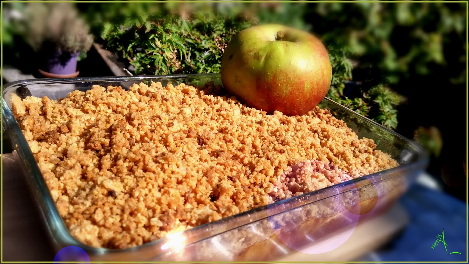 La cuisine de Christine: Le crumble gourmand aux pommes de Christine