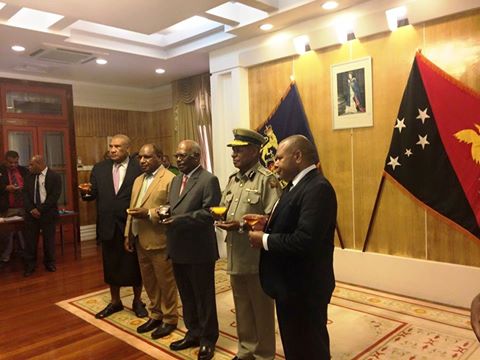 Hela Administrator and CS Commissioner sworn in - One Papua New Guinea