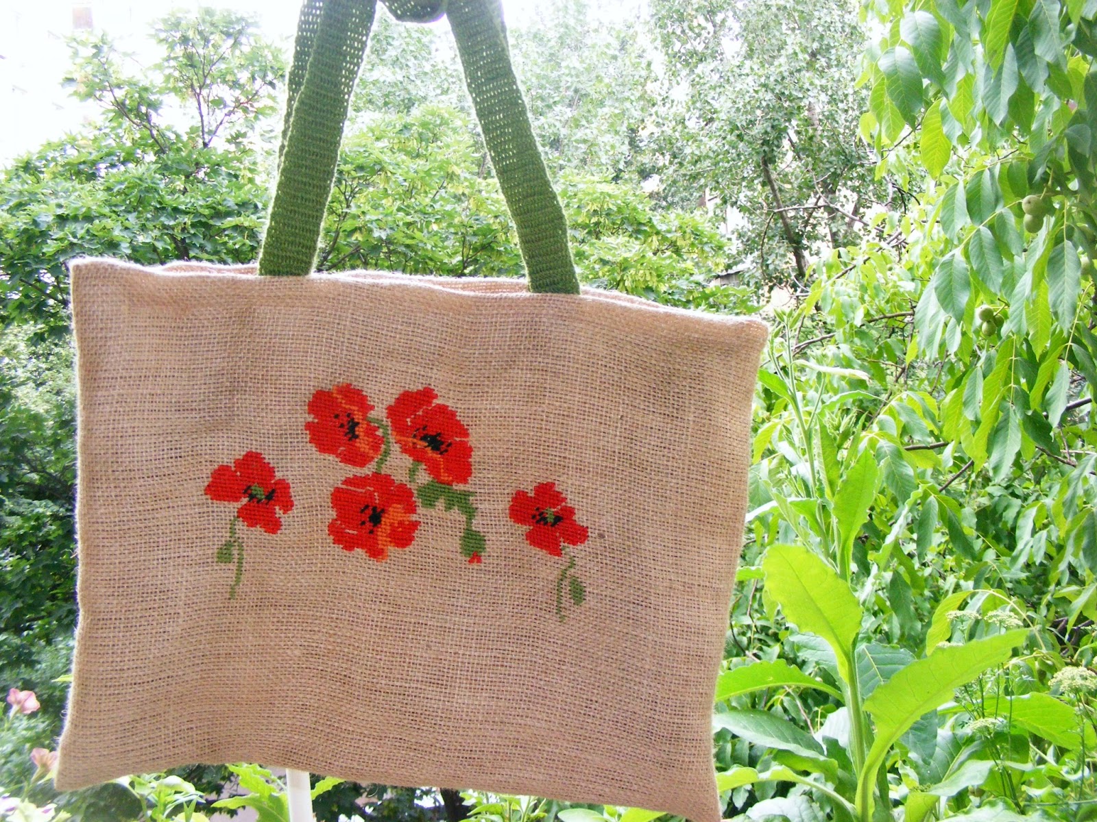 Poarta handmade!: Geanta Din Panza De Sac Handmade