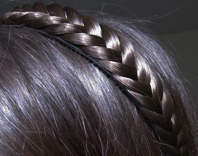 Review & Photos: Foxy Hair Extensions Plaited Hair Band in 4 / Dark ...