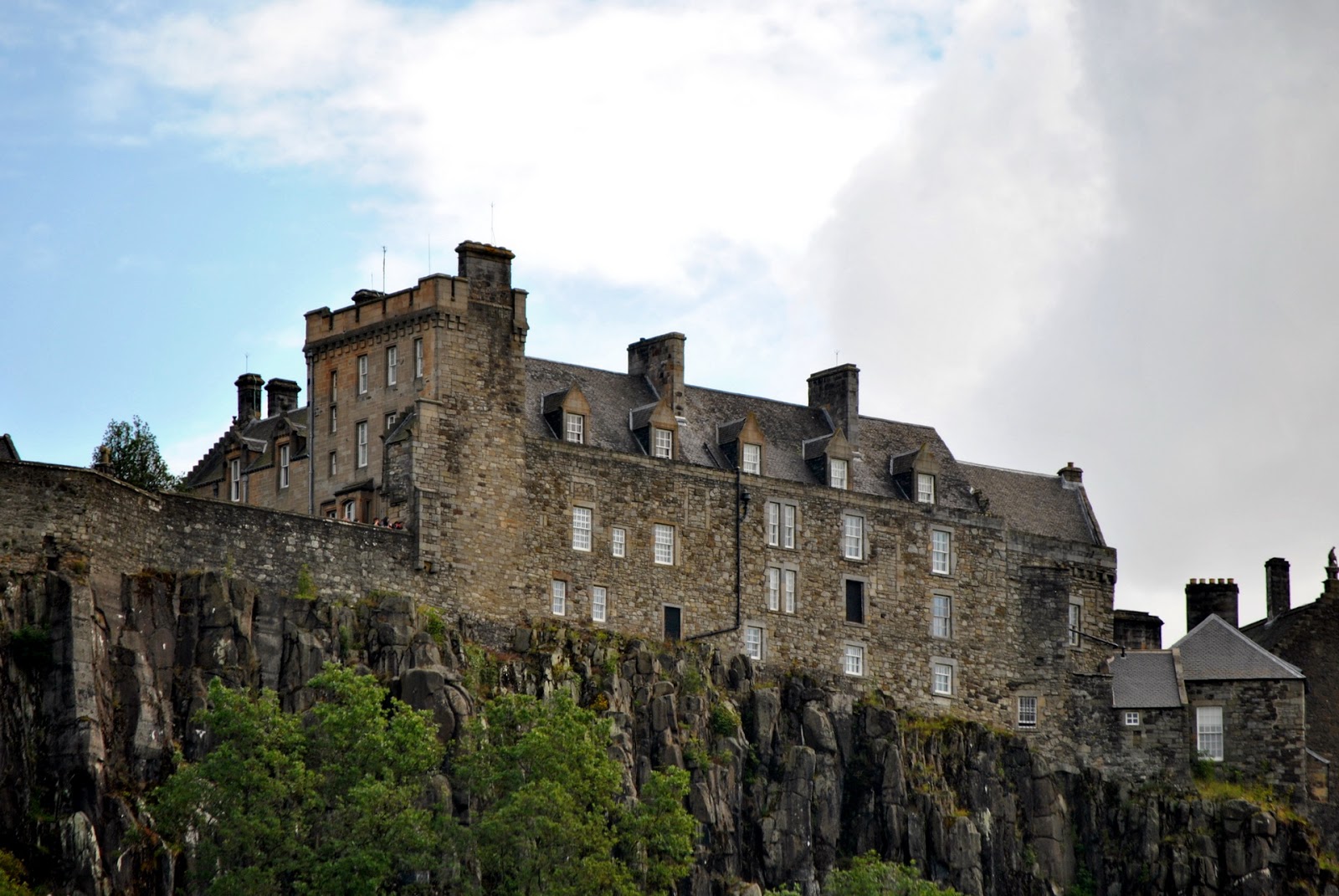 15 Interesting Facts About Stirling Castle | Amazing WTF Facts