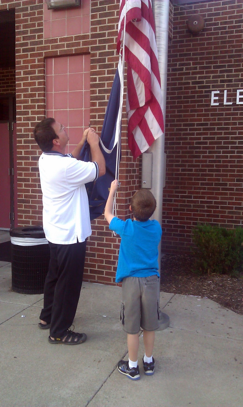 A Fun Way to Teach Flag Etiquette | Queen of the Clan