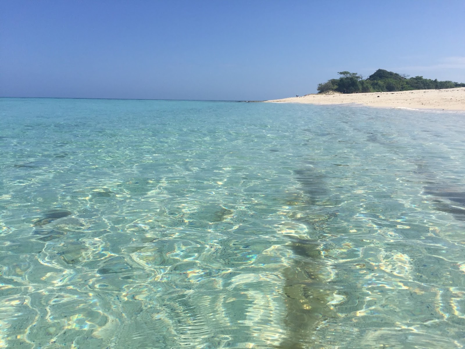 Cresta de Gallo Island : The Most Beautiful Island in Romblon - Escape ...