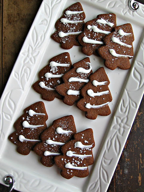 sweetsugarbean: Play: Gingerbread Trees with Lemon Icing