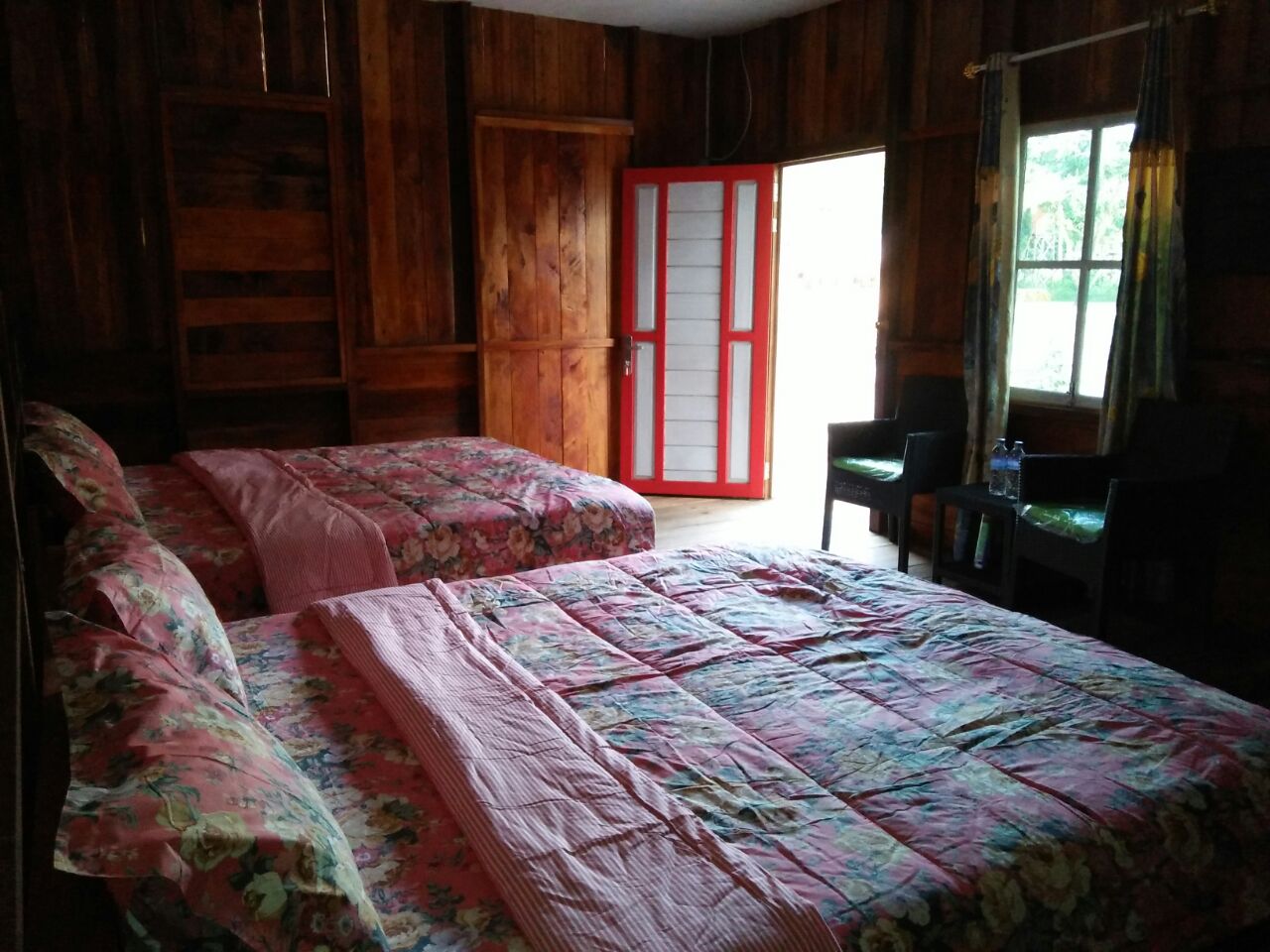 TEMAJUK RESORT CAMAR BULAN: Kamar Villa 2 Bed (180x200) di Resort Camar ...