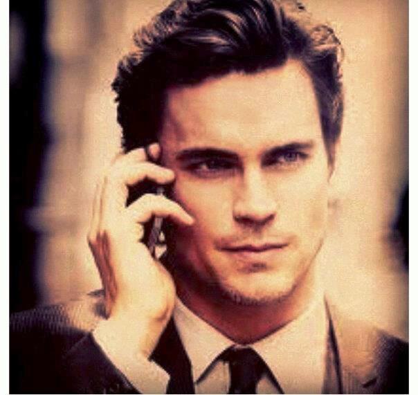 Vivid Hue Home: Calling Mr. Grey