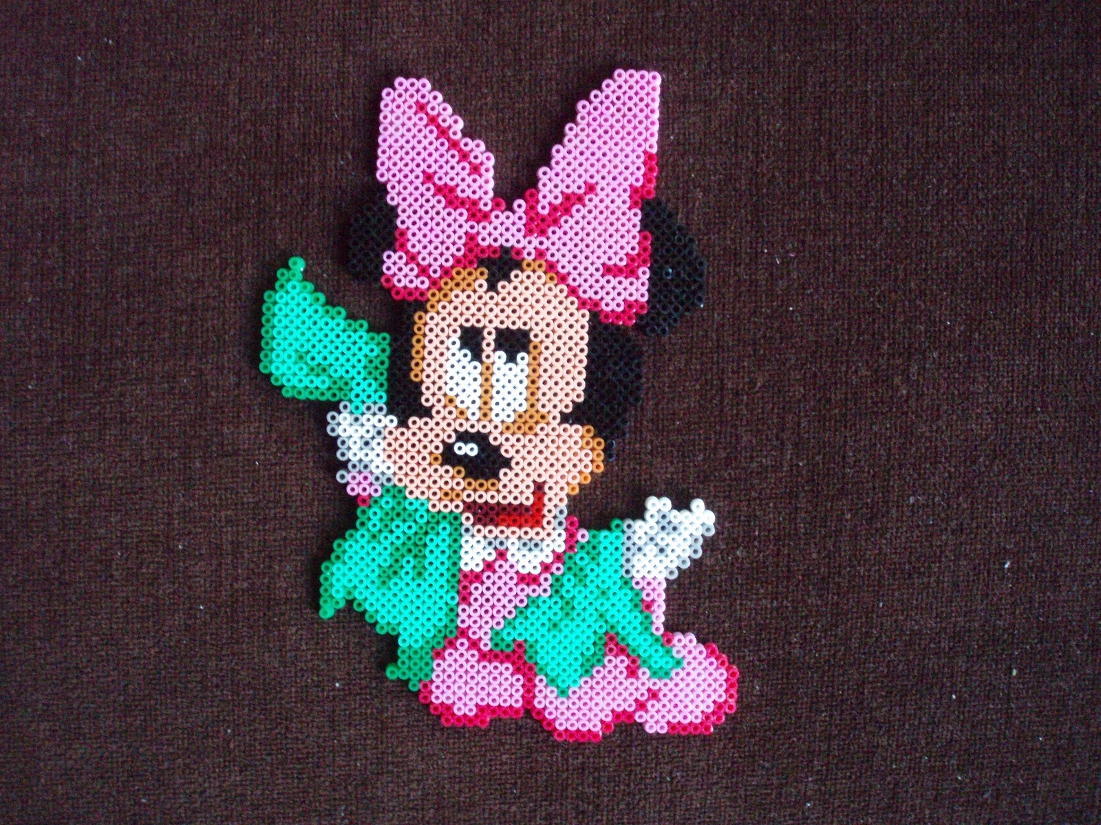 Enjoy the HandMade: Hama Beads para niños III: Espejo Minnie Mouse II