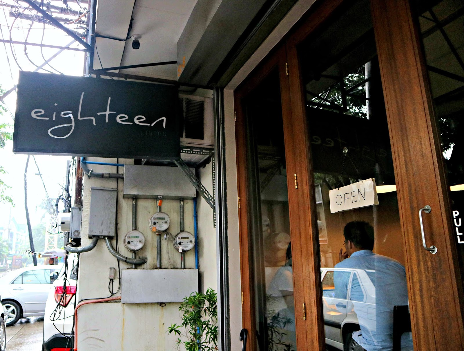 Eighteen Bistro in the Heart of Quezon City - Living in the Moment