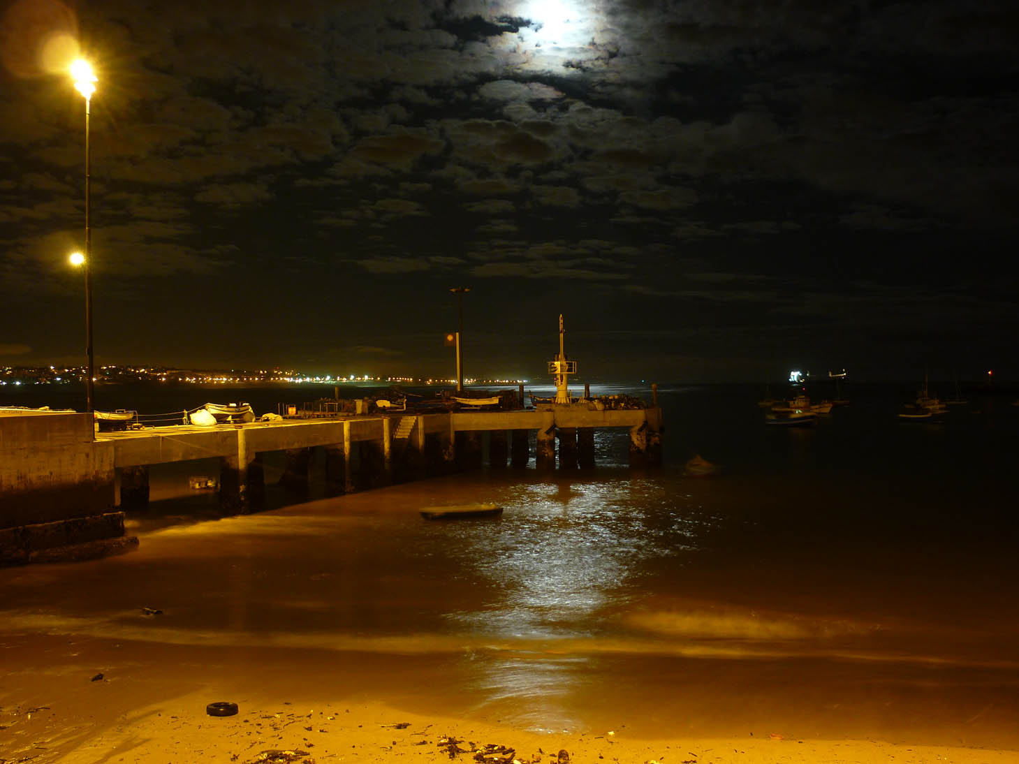 Serra na Linha: Baía de Cascais à Noite