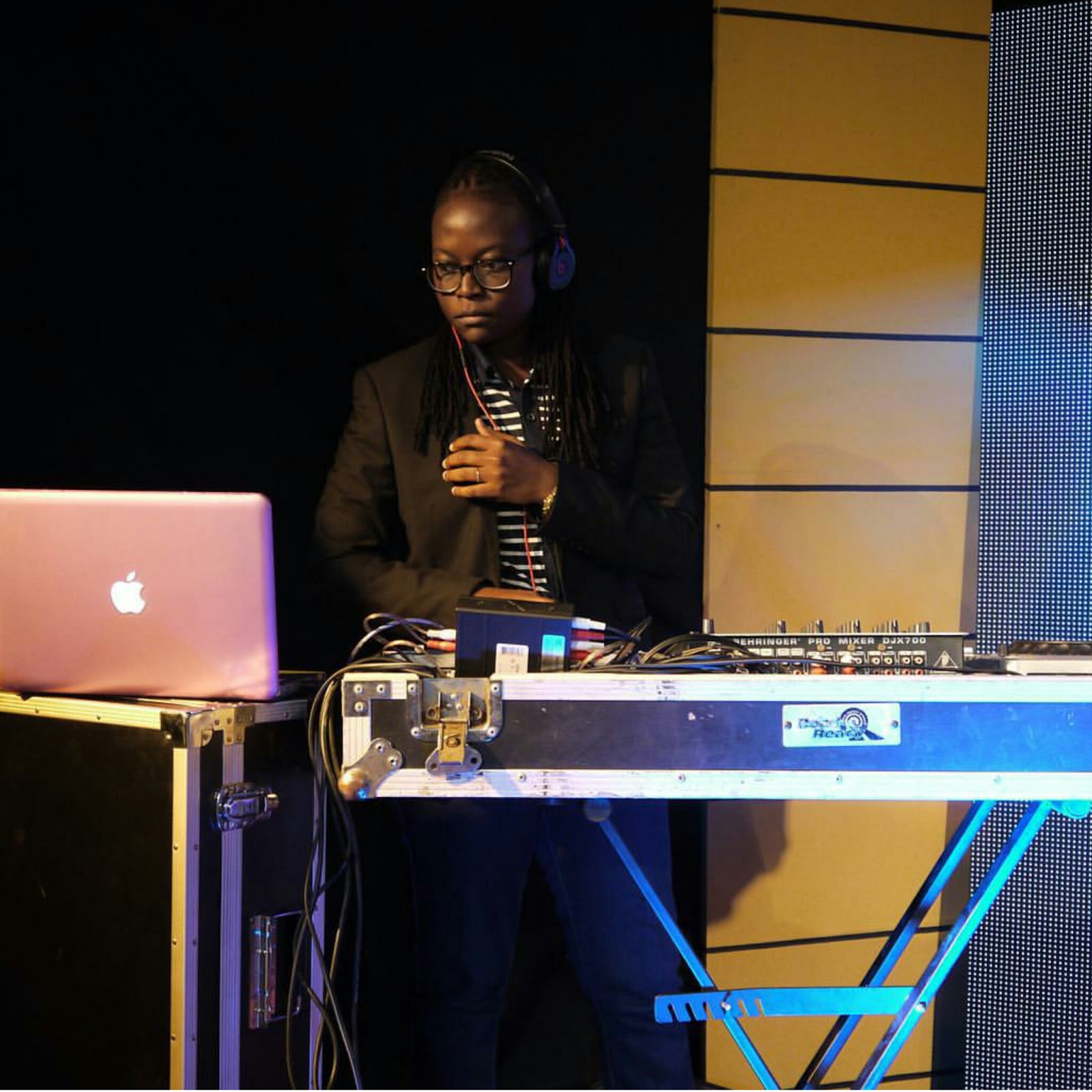 MEET AFRICA'S BADDEST FEMALE DISC JOCKEY - Erskine Say's| CERTIFIED ...