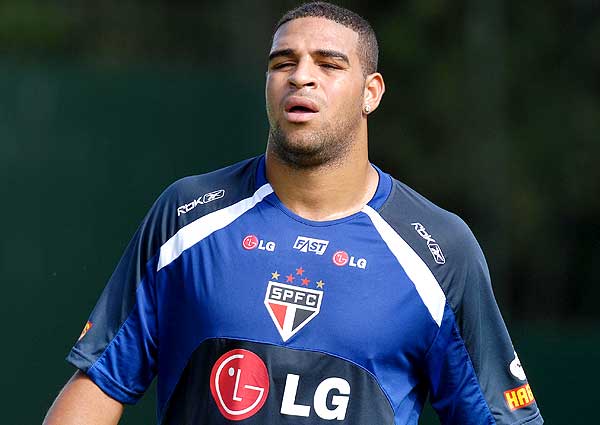 Blog Cleuber Carlos Adriano Imperador De Namoro Com O Palmeiras Será
