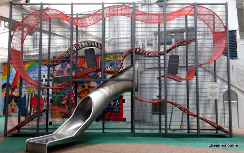 Cheekiemonkies: Singapore Parenting & Lifestyle Blog: Only 5 Vertical ...