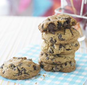 My Sister's Kitchen: Hunka Chunka Chewy Chocolate Chip Cookies
