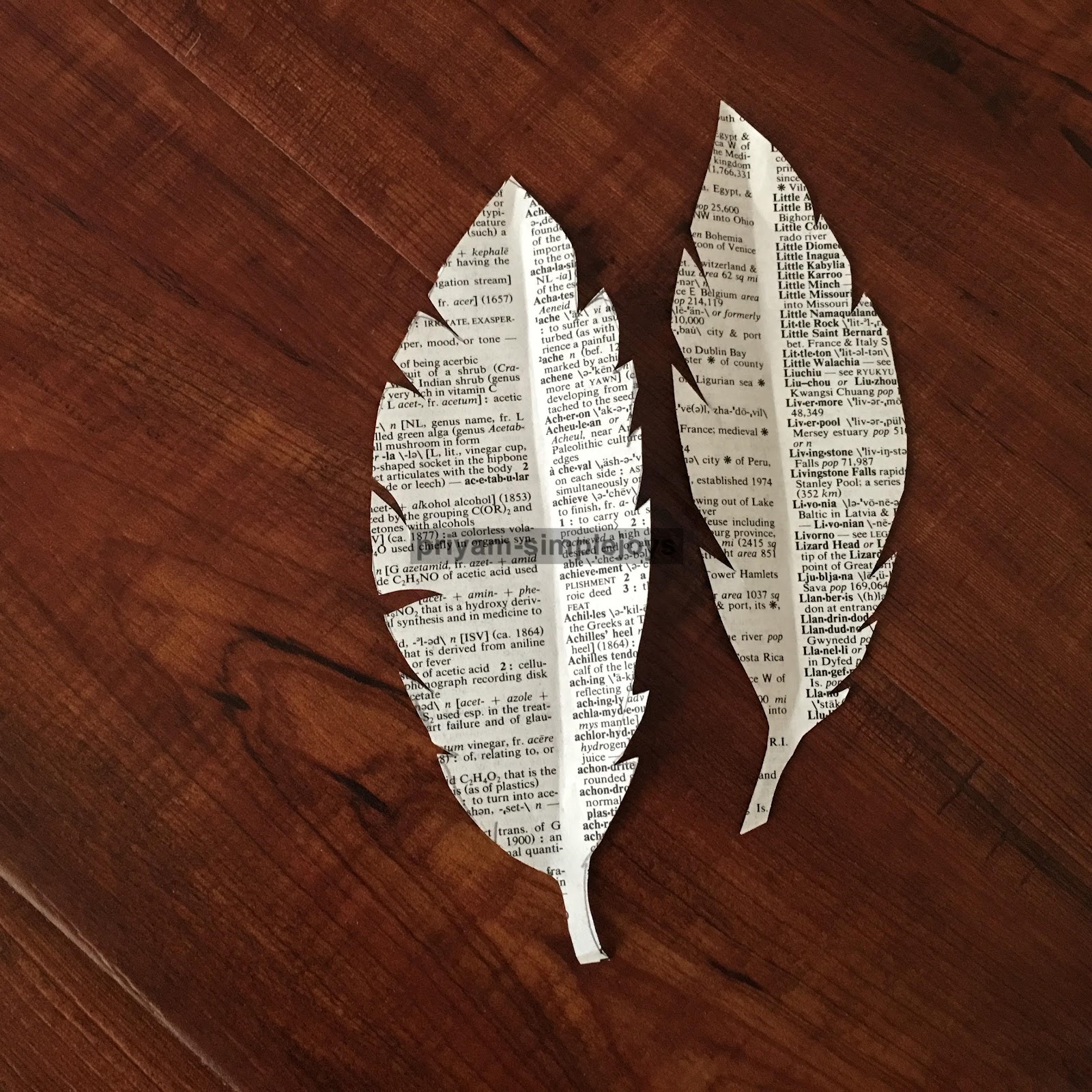 SimpleJoys: Paper Feathers