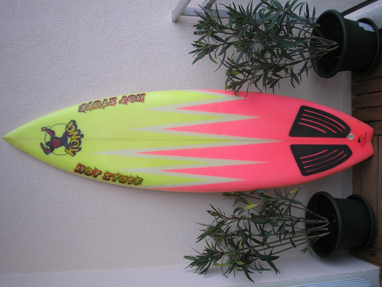 vintage surfboard collection France: Surf Thruster Hot Stuff Kong Model