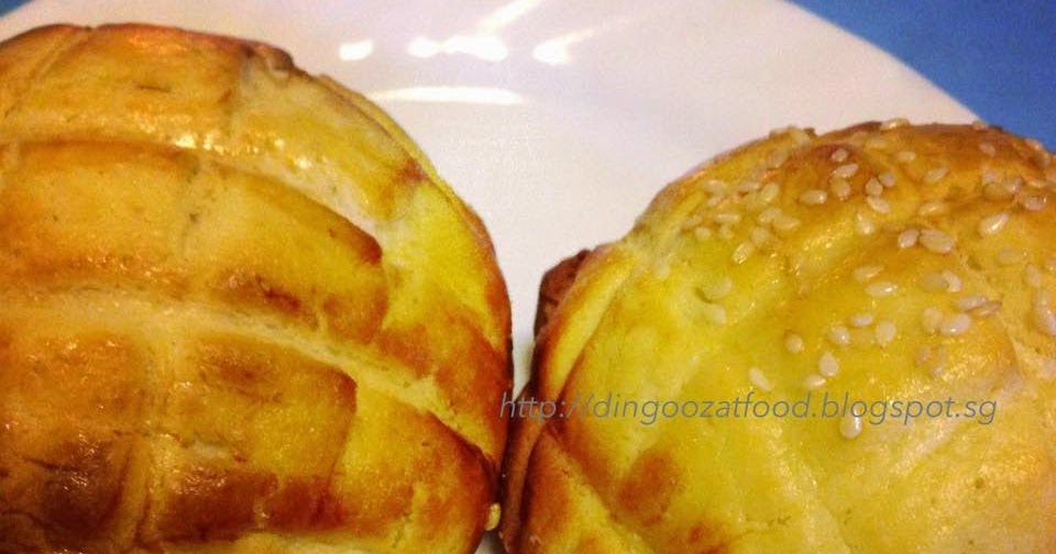 Miki's Food Archives : Hong Kong Polo Bun, Baked without oven, Air ...