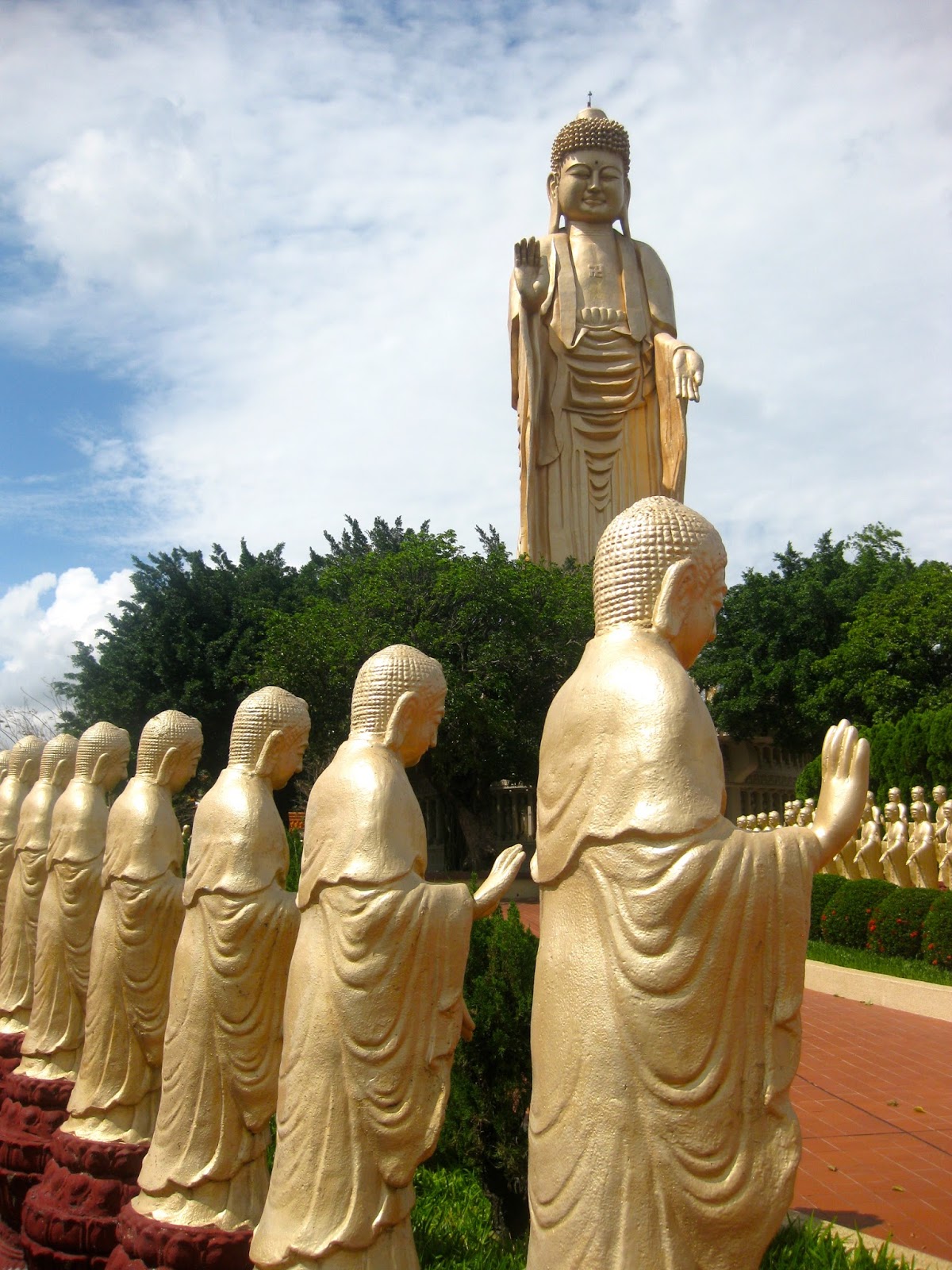 Wonderstruck; Wanderlust : Travelogue - Taiwan, Day 7 (Fo Guang Shang ...