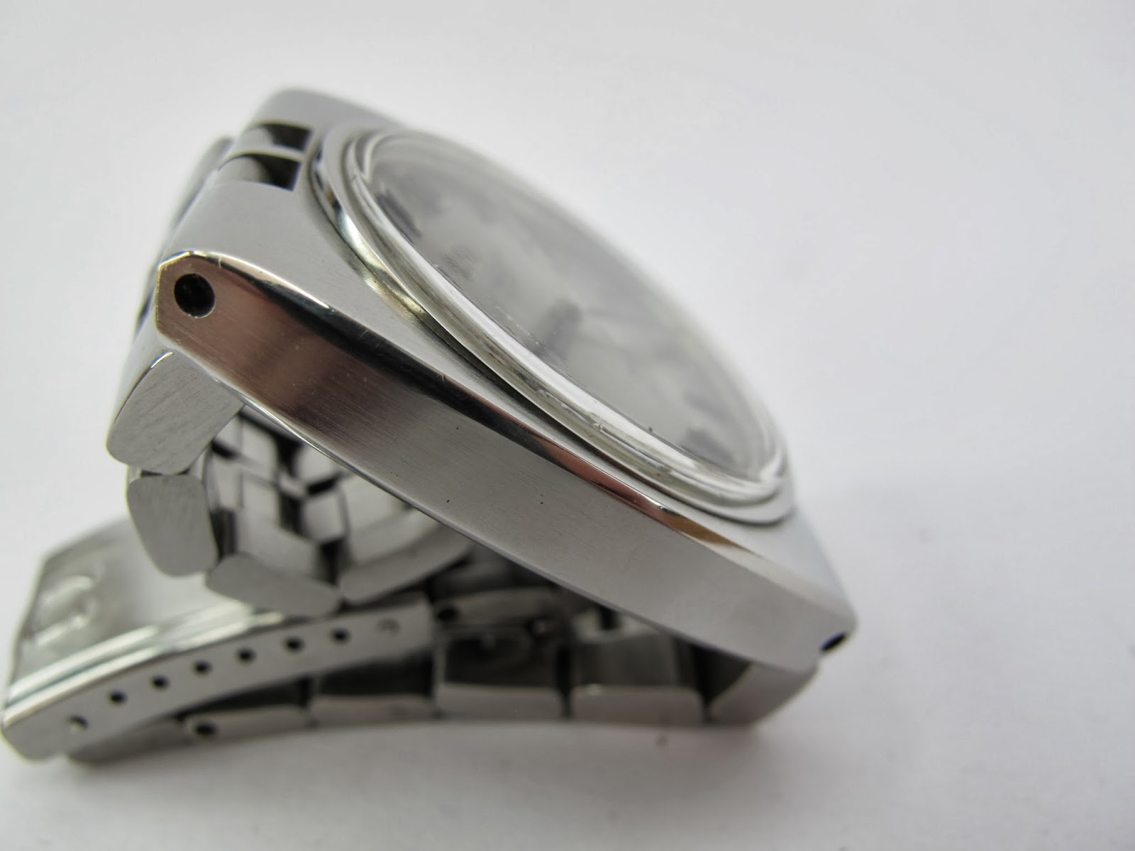 watchopenia: Omega Constellation 1001: Against All Odds