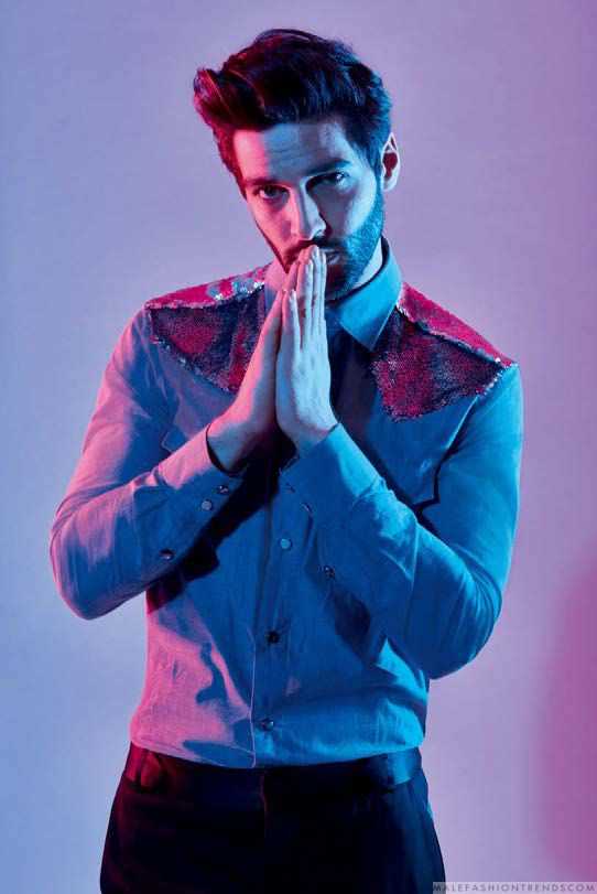 Sami Taha se viste de fiesta para GQ India en fotos de Prabhat Shetty