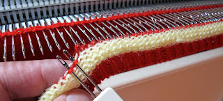 TOM MACHINE KNITTING GUY: How To Attach Neck And Arm Bands On A ...