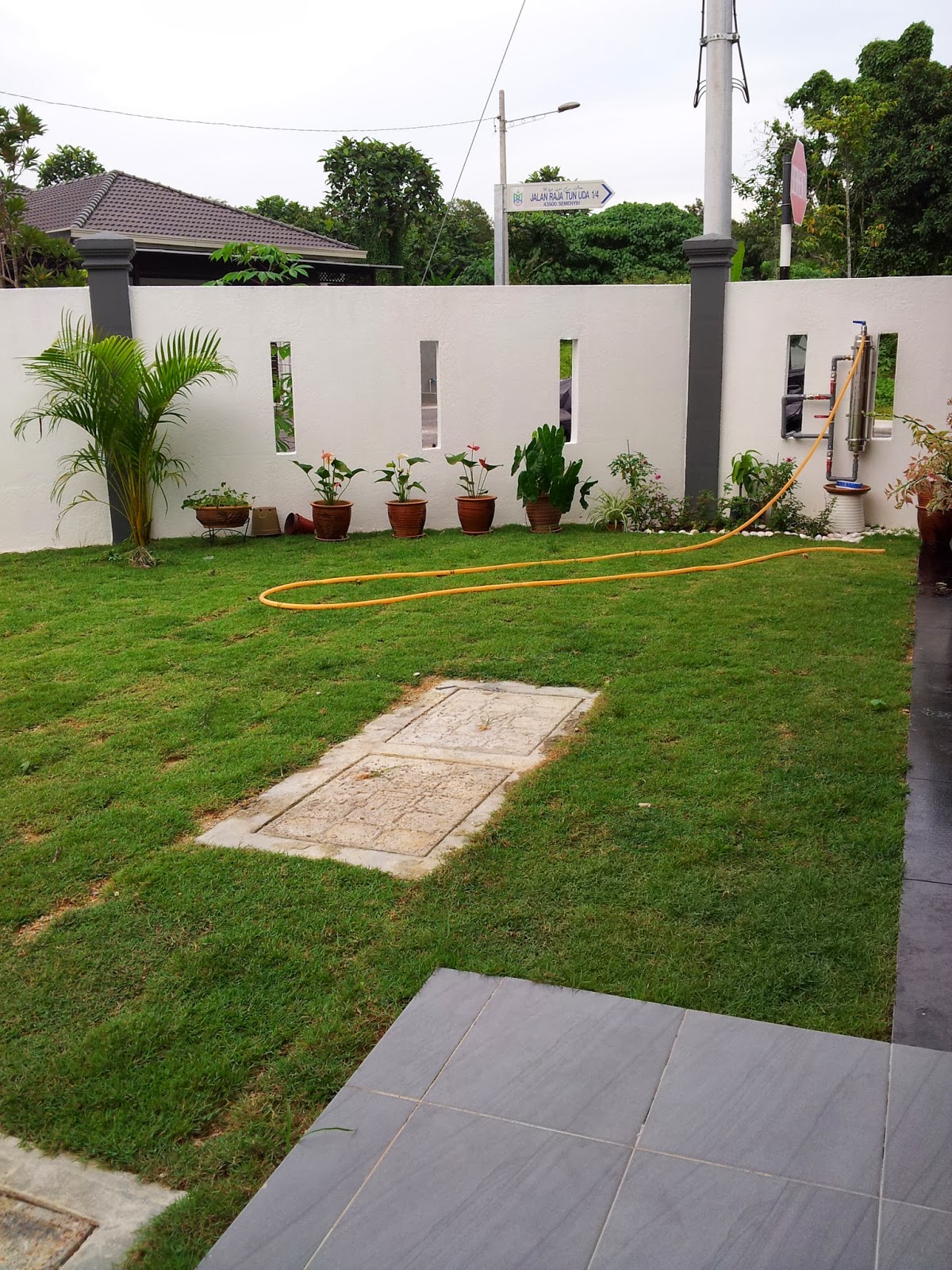 Top Ide Halaman Luar Rumah