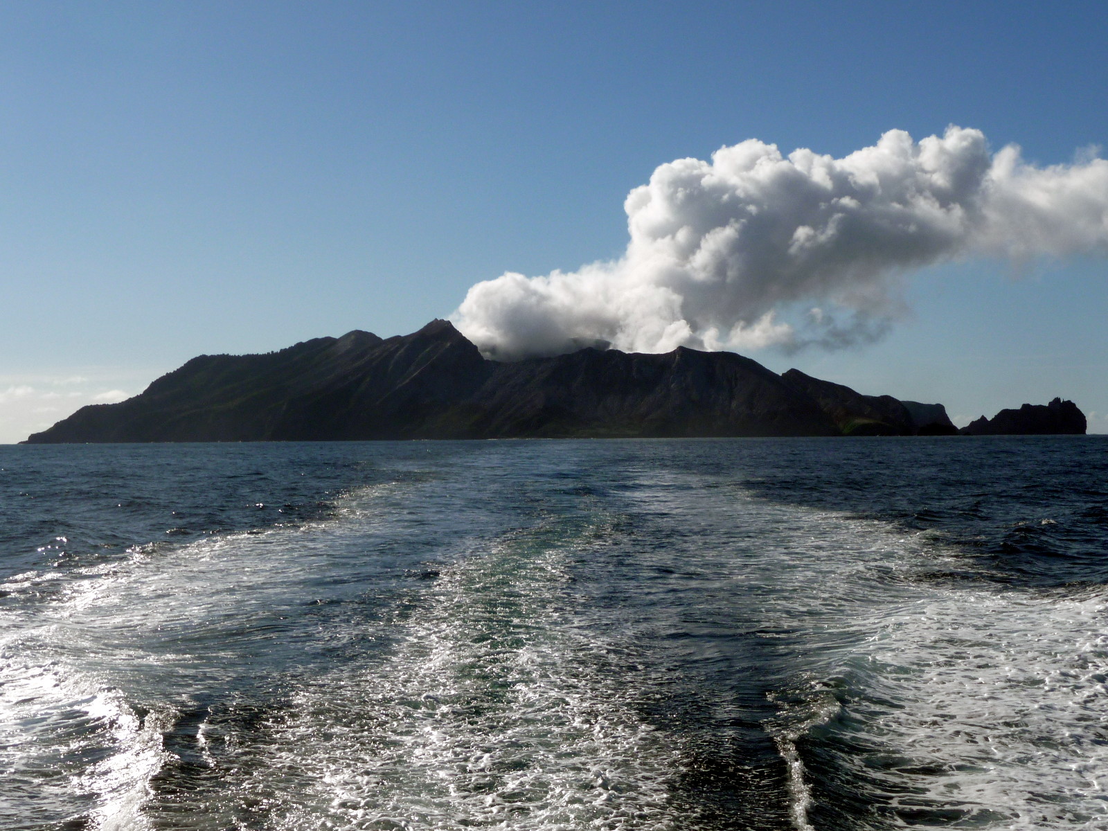 Adventures in New Zealand: White Island