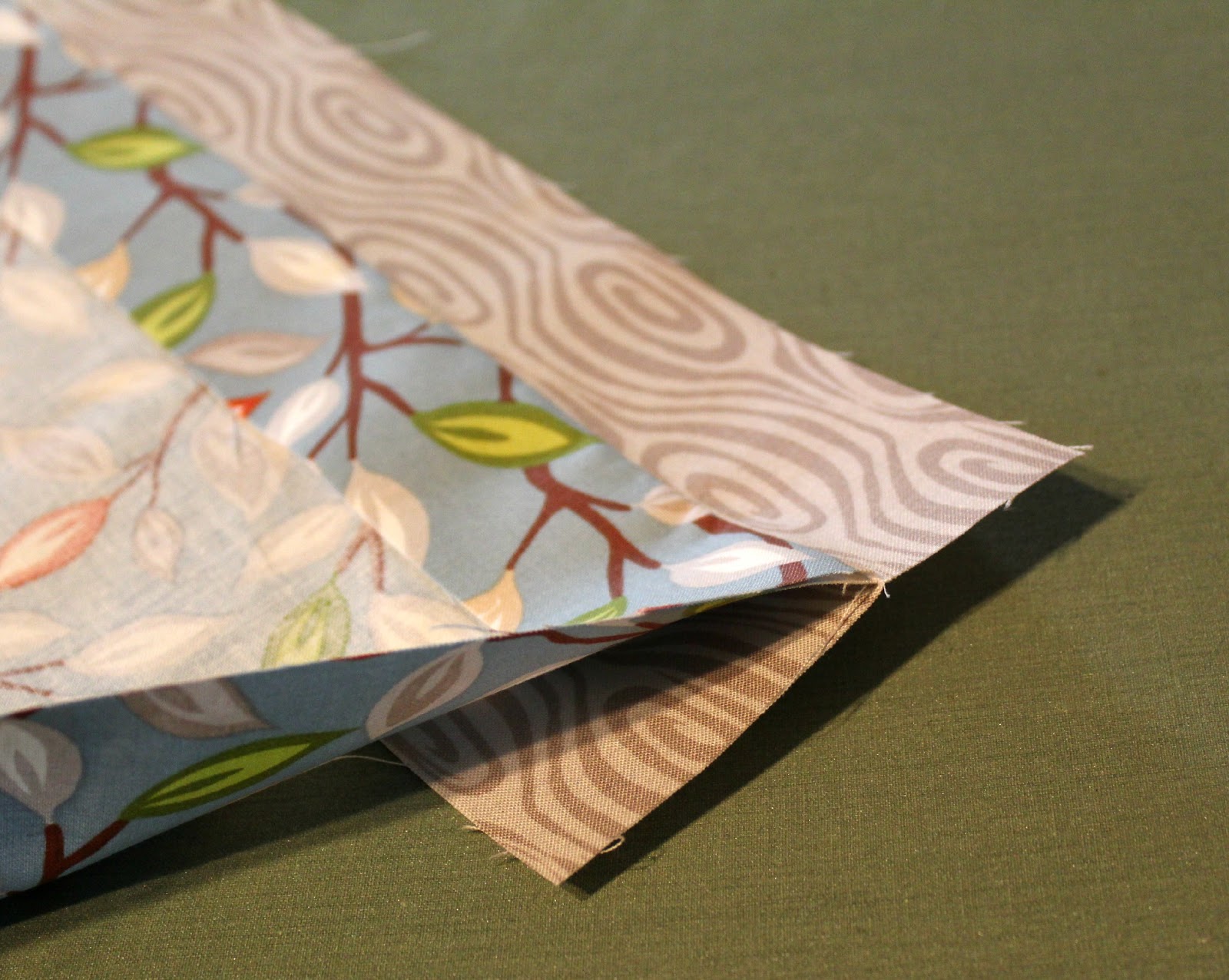 Sew Lux Fabric : Blog: Design Challenge Tutorial: Mod Angles Cushion