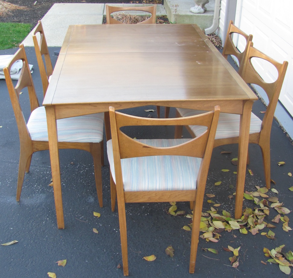 Bopfish, swimmin' in the vintage stream: Looking in Profile; Drexel ...