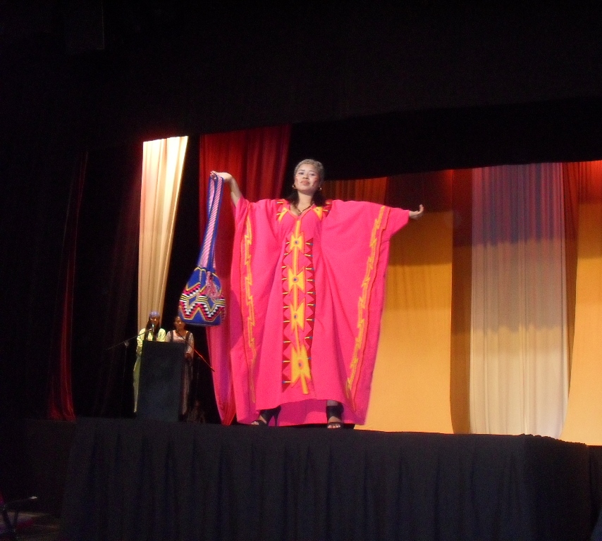 WAYUUNAIKI, el periódico de los pueblos indígenas: Colores y tejidos ...