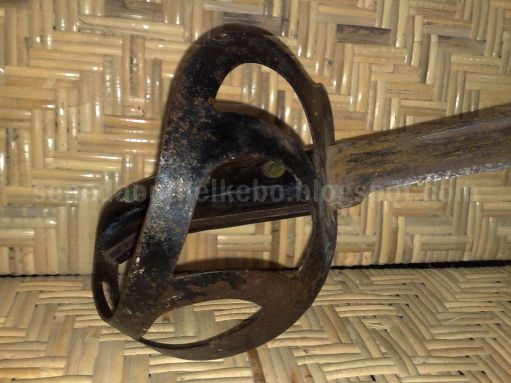 PEDANG VOC (TERJUAL)