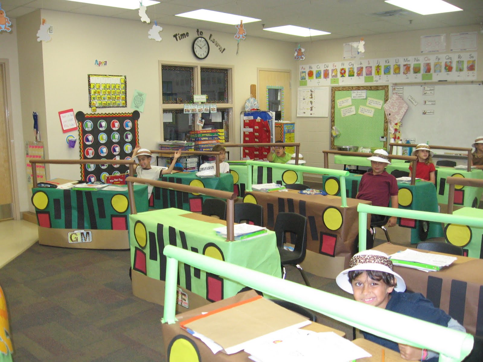 Buzzing About Second Grade: Learning Safari Sneak Peek...