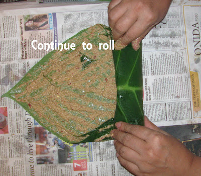 Cook Book: Pathrode or Stuffed n Steamed Colocasia rolls or "Pathrado ...