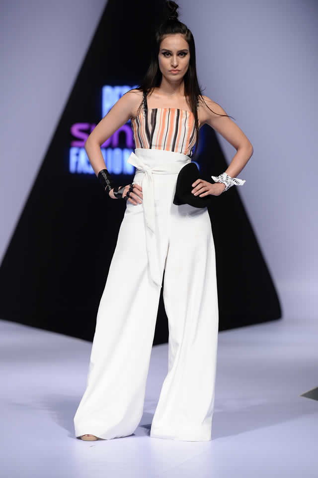 Hira Ali Studios “Woman Is Future” Collection at PSFW18