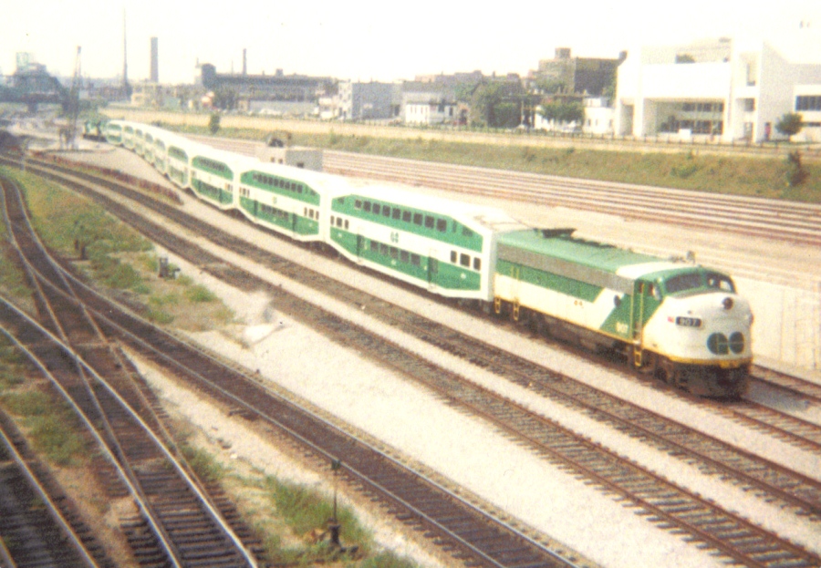 Trackside Treasure: GO Transit 1981