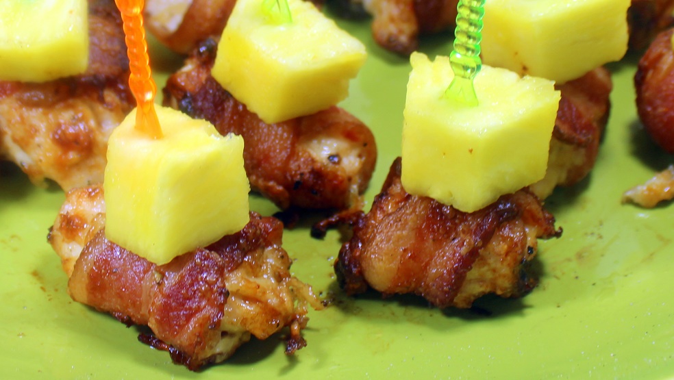 52 Ways to Cook: Bacon Wrapped Chicken Mini Kabobs Appetizers