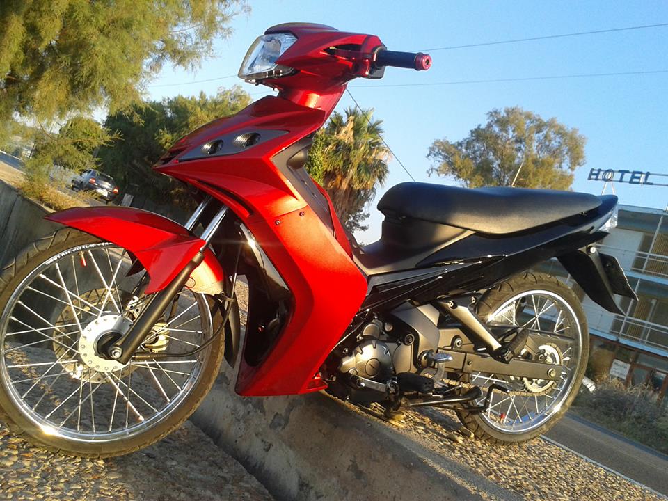 Mikrowio me dio rodes: Yamaha Crypton X Race Tech