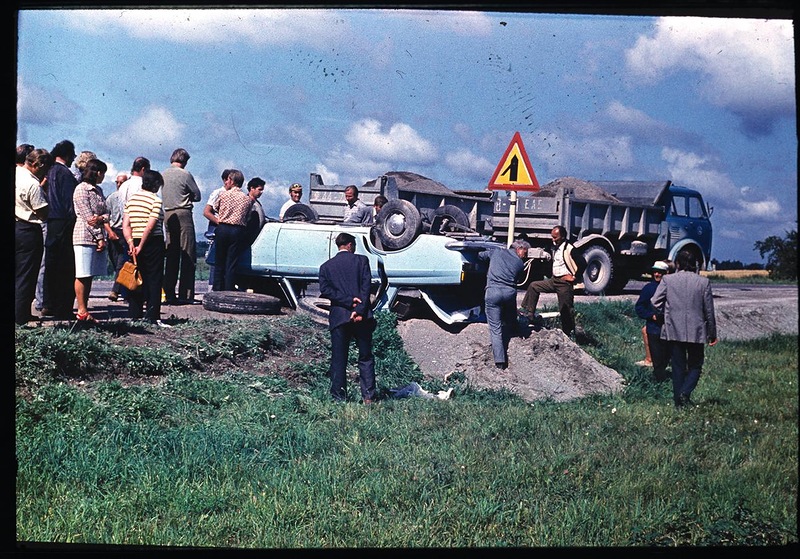 18 Wonderful Color Photographs Capture Everyday Life in Lithuania in ...