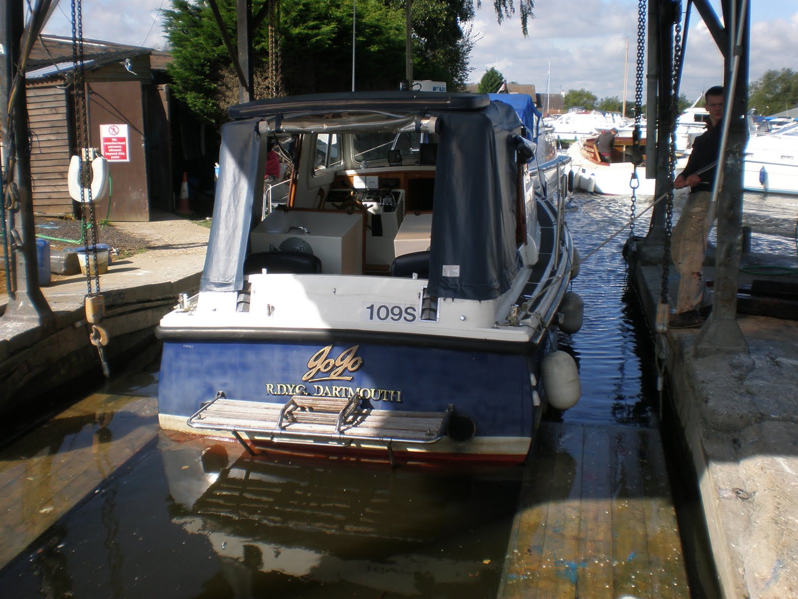 UK Marine Surveyor based in Preveza Greece.: Seaward 23 Motor Cruiser