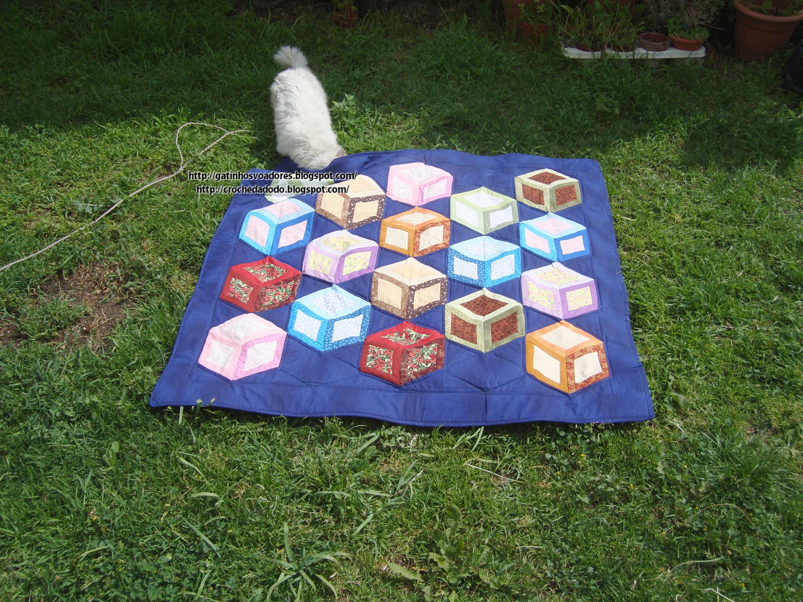 Croché da Dodo: Cubos em patchwork