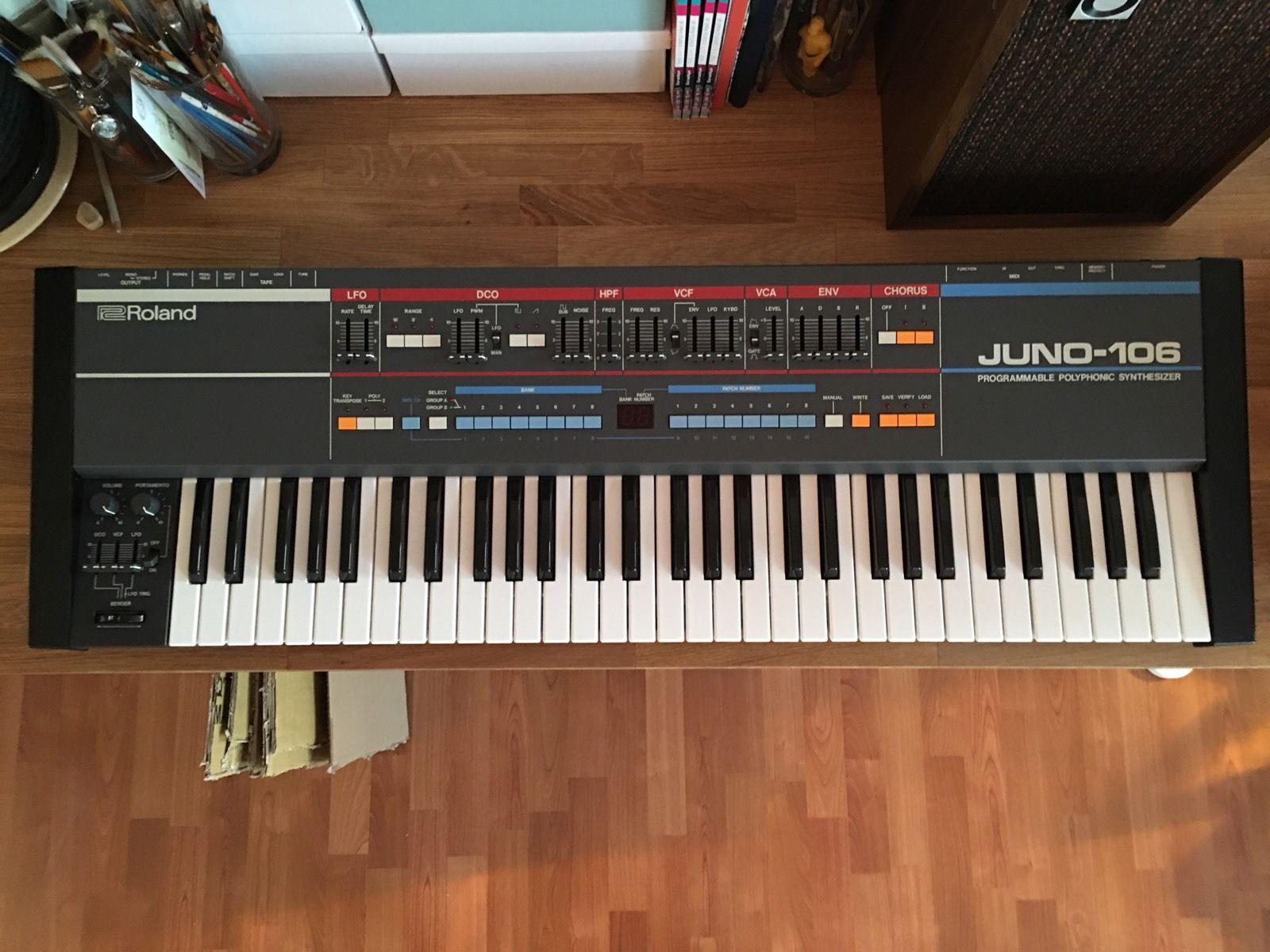 MATRIXSYNTH: Roland Juno-106 Keyboard Synthesizer