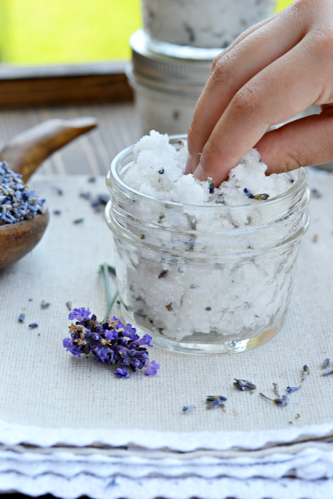 The Life of Jennifer Dawn: Lavender Sugar Scrub