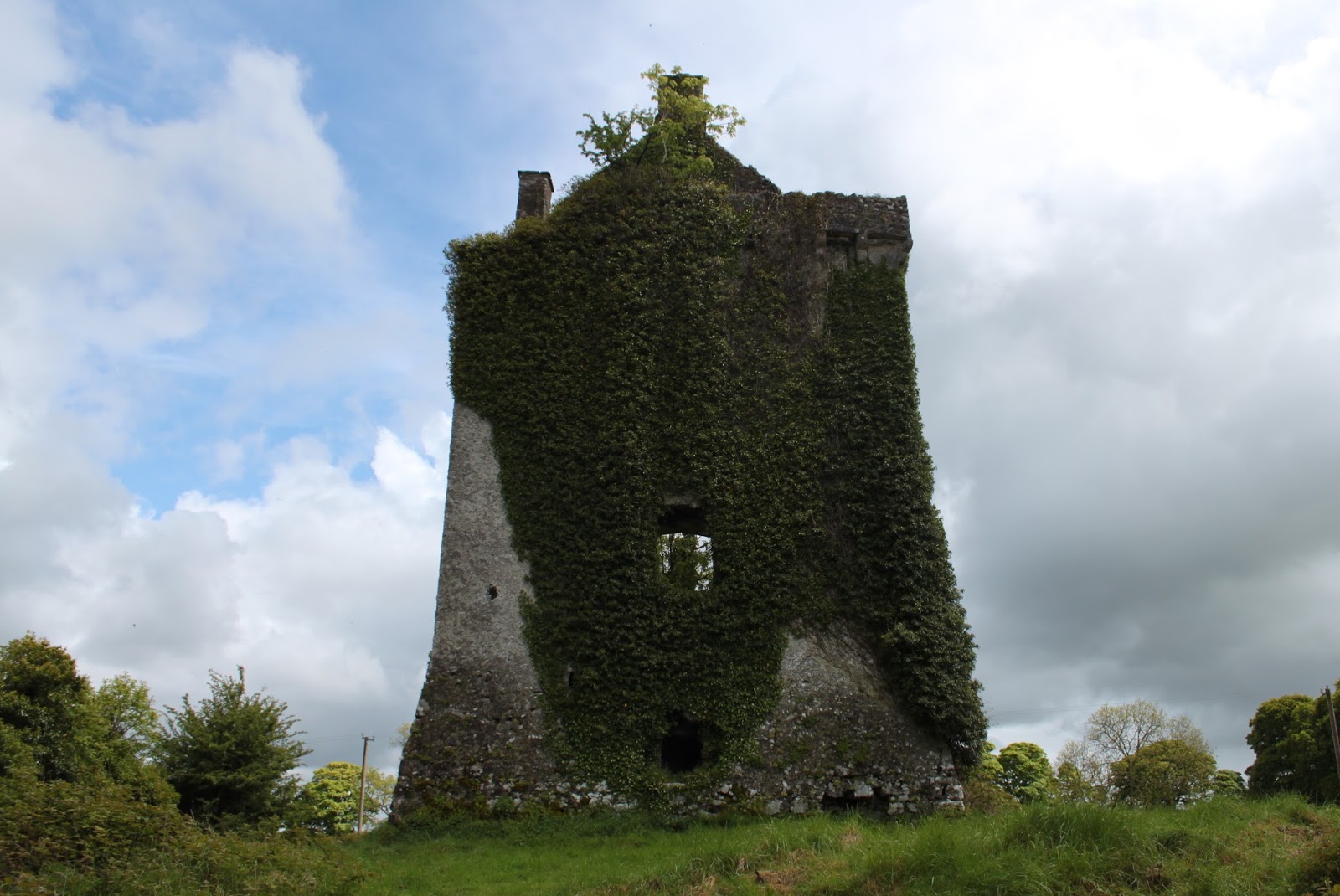 Historic Sites of Ireland: Castle Hackett