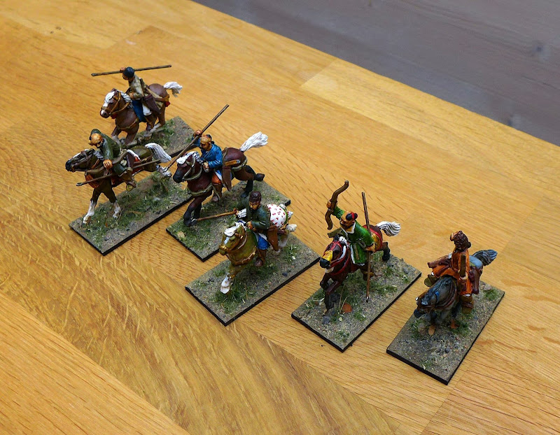 gripping beast and perry miniatures size comparison? | Lead Adventure Forum