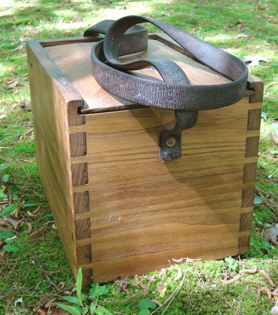 Contemporary Makers: Shooting Box by Bill Burtt