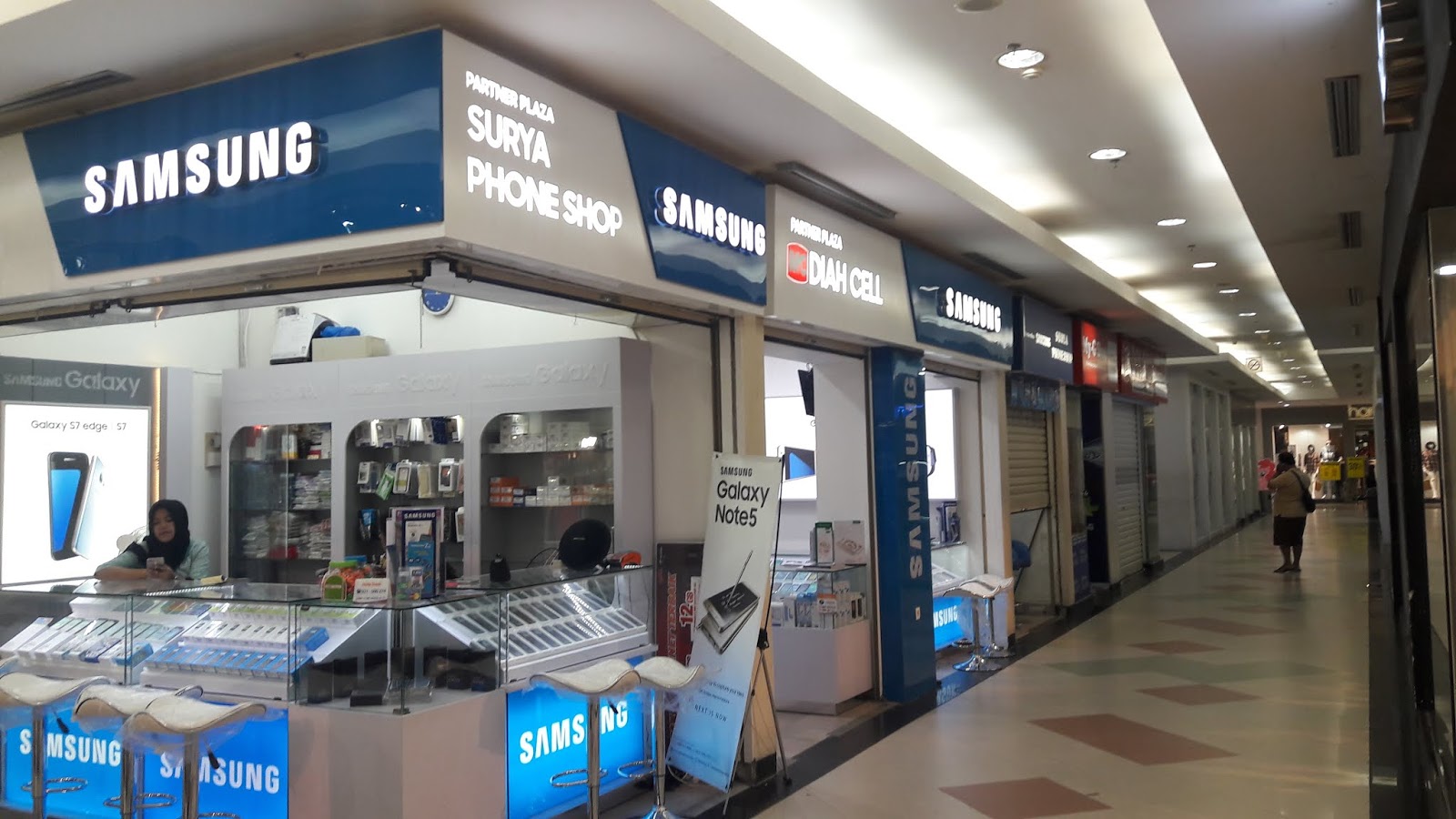 Advertising Indonesia: Profil Mall Palembang Square