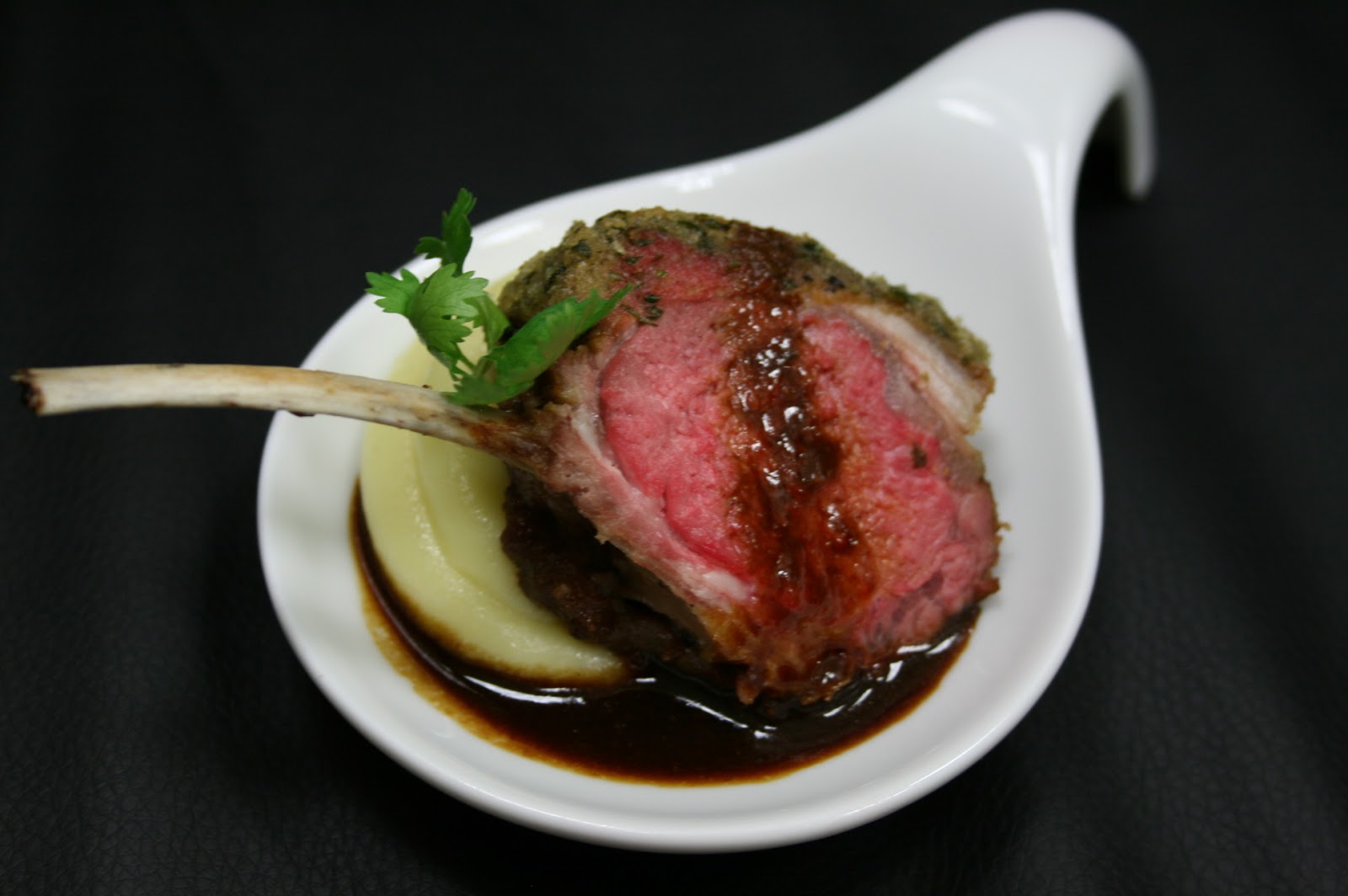 Country Gourmet Traveler: Canapes: Lamb Chops