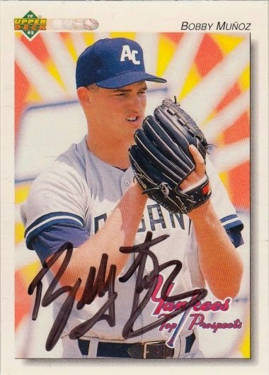 Daily Autograph: Bobby Muñoz