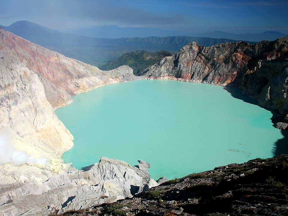 Ijen Crater | East Java Vacation Packages